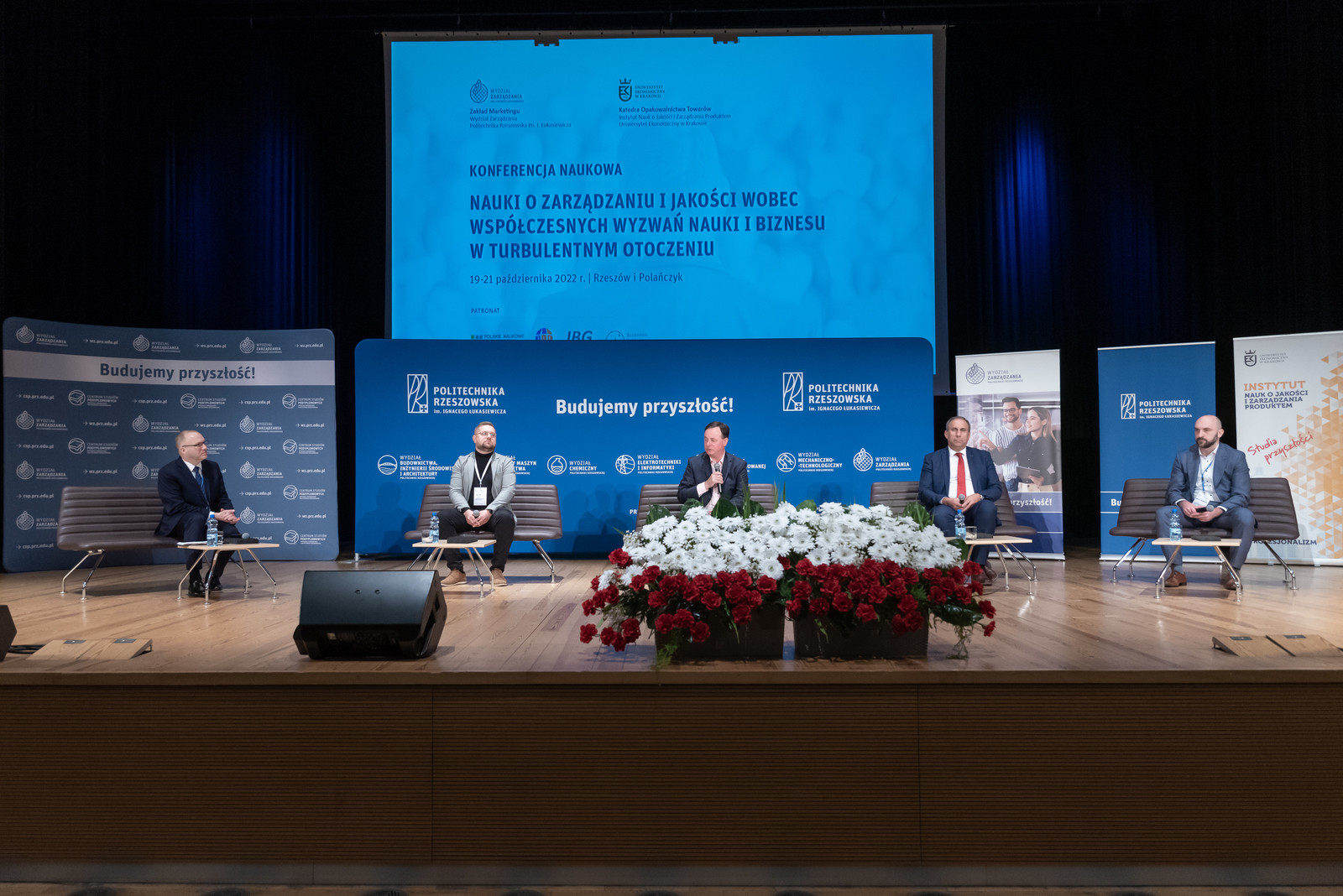 Za nami konferencja naukowa „Nauki o zarządzaniu i jakości wobec współczesnych wyzwań nauki i ...